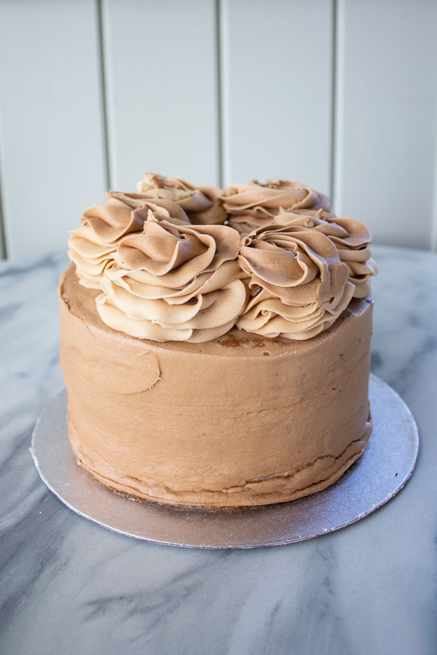 Coffee and Walnut Sponge Cake – Rosey Lea