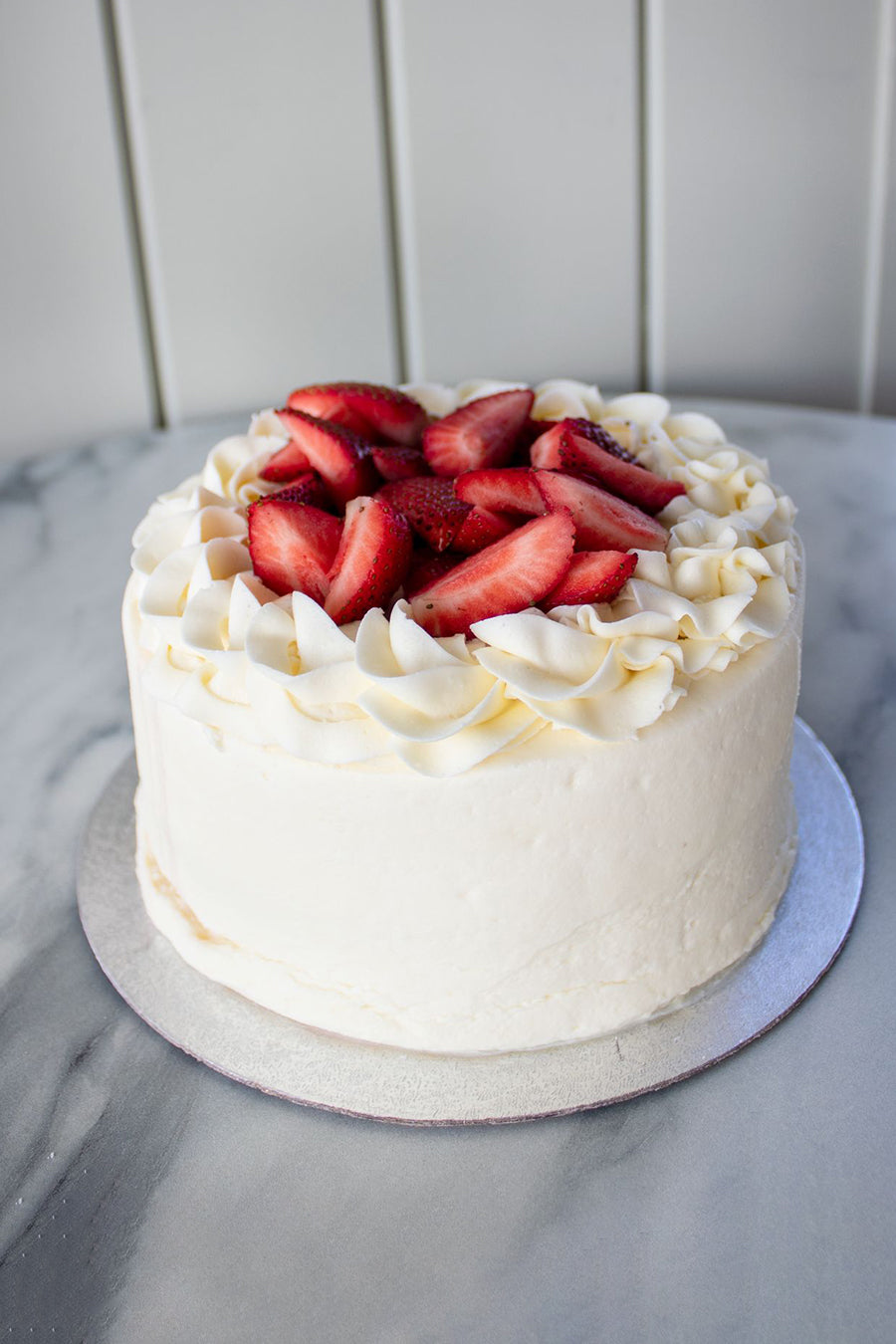 Classic Victoria Sponge Cake | Rosey Lea